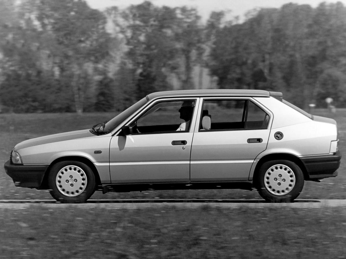 Alfa Romeo 33 (905) 1.2 (68 Hp)